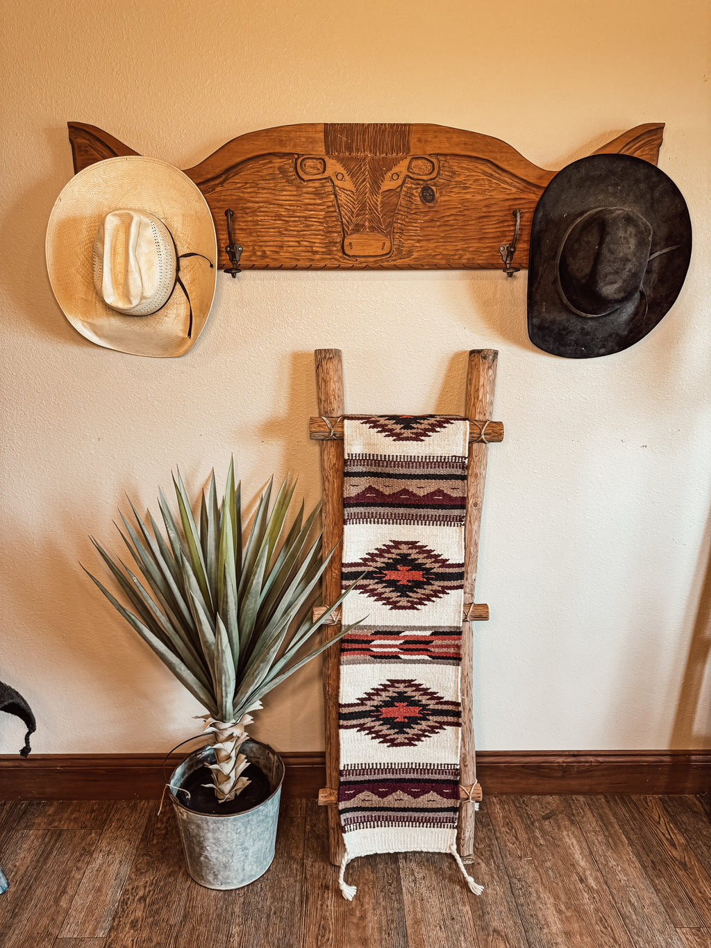 Vintage Longhorn Hat Rack – casademyers.com